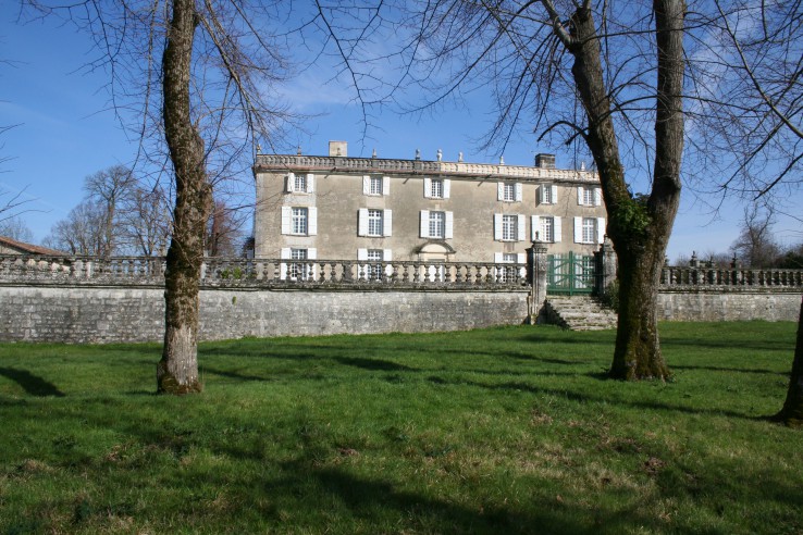 Castles and Chateau for Sale in France | My-French-House.com