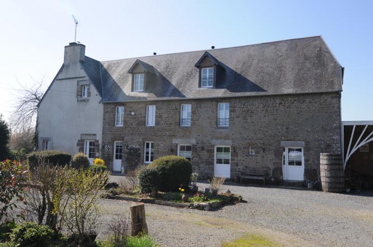 French Property for Sale - Traditional Houses, Character Homes, Farms ...
