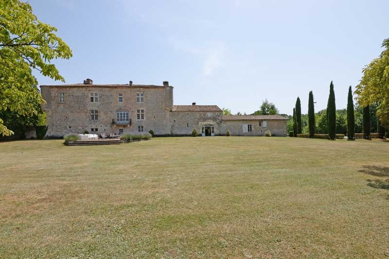 Castles and Chateau for Sale in France | My-French-House.com