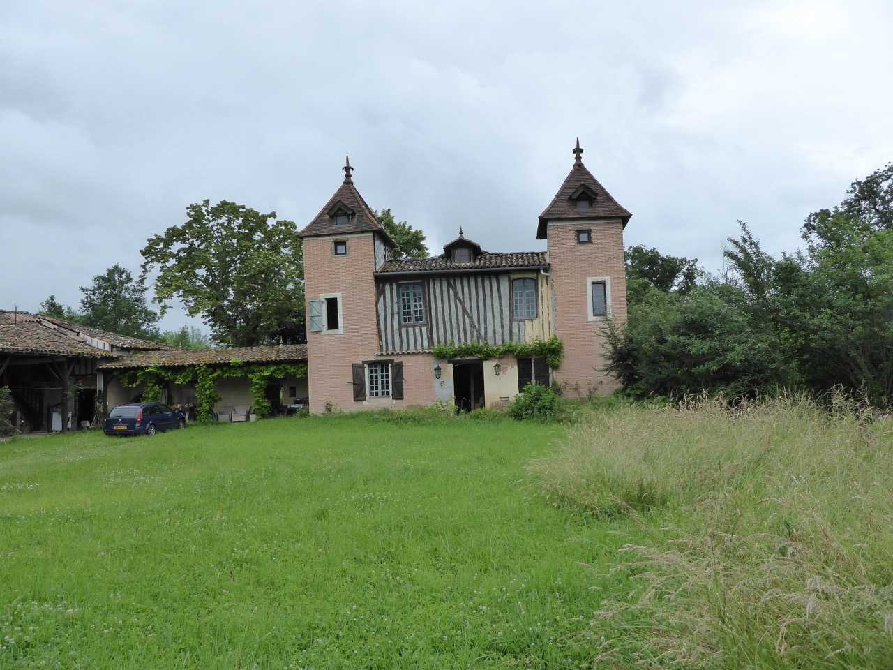Castles and Chateau for Sale in France | My-French-House.com
