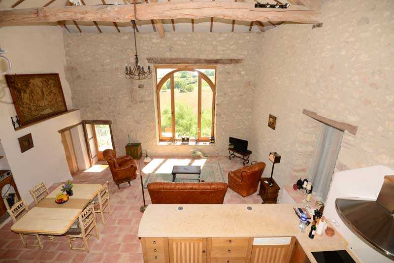 Fine Stone Country Houses and Traditional Homes for Sale in France