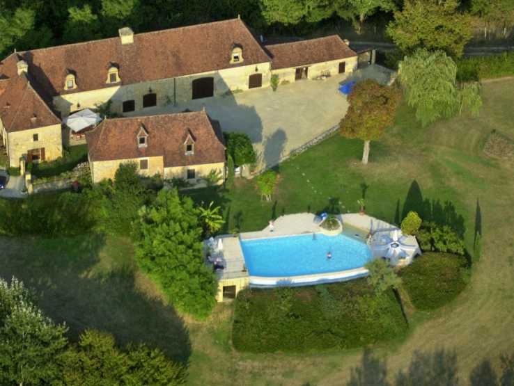 Fine Stone Country Houses and Traditional Homes for Sale in France