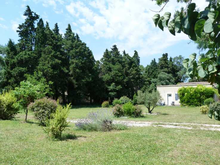 Fine Stone Country Houses and Traditional Homes for Sale in France