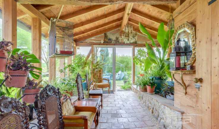 Fine Stone Country Houses and Traditional Homes for Sale in France